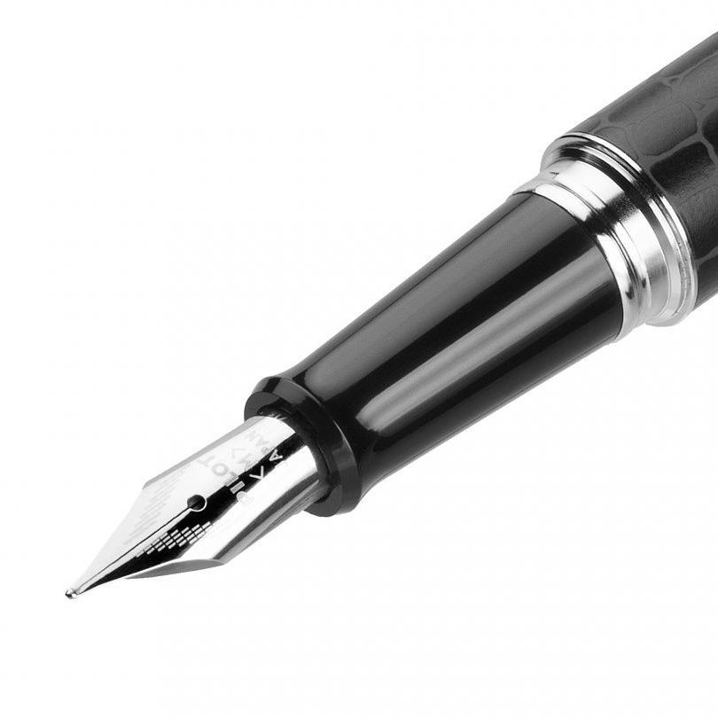 Pilot MR Animal Fountain Pen Black Crocodile | Pen Store